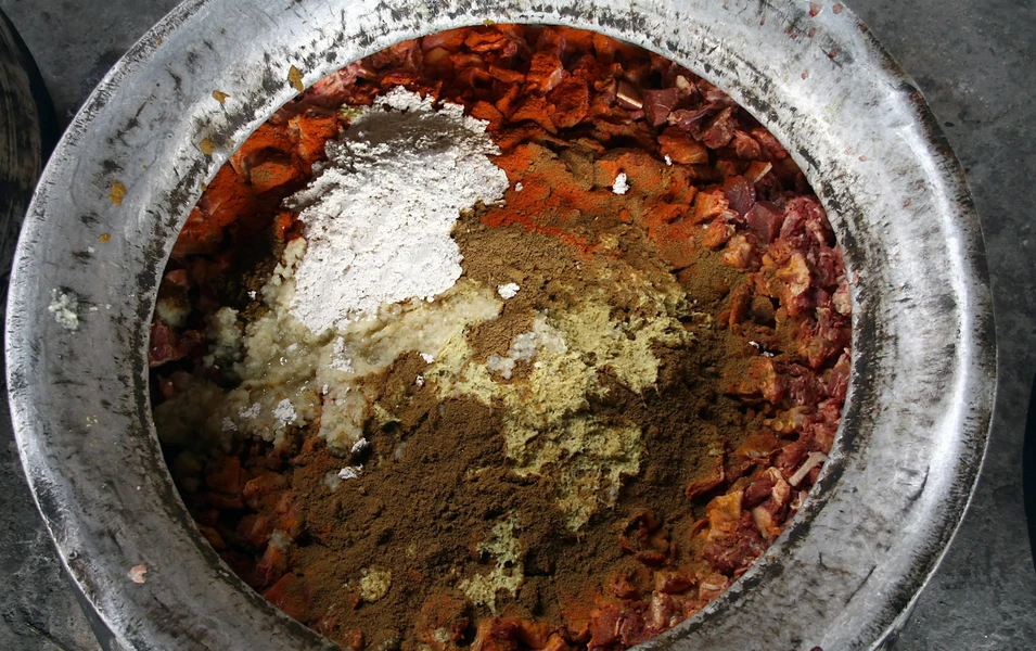 Slow-cooked beef curry that melts hearts