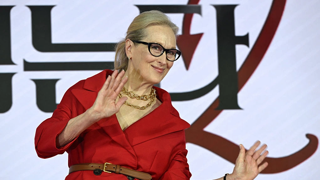 15 Hollywood stars who redefine versatility