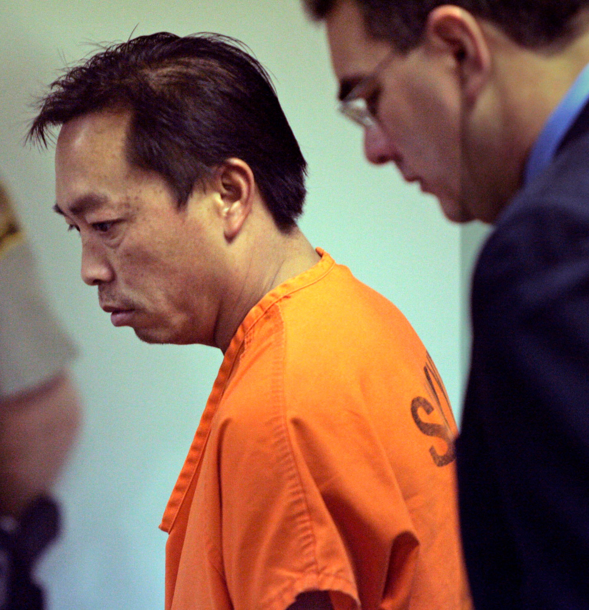 Man in prison for 2004 mass killing of Wisconsin hunting group dies