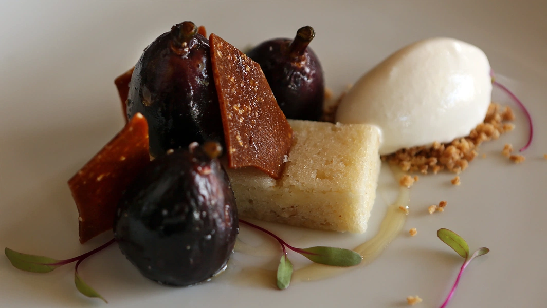 7 refreshing summer fruit desserts