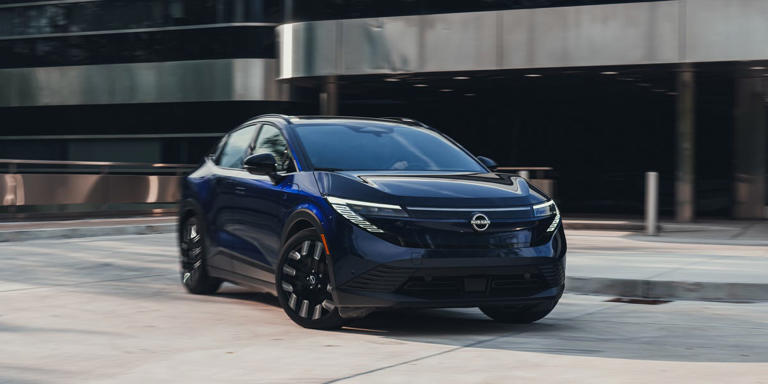 See exterior pics of the 2026 Nissan Leaf Platinum+