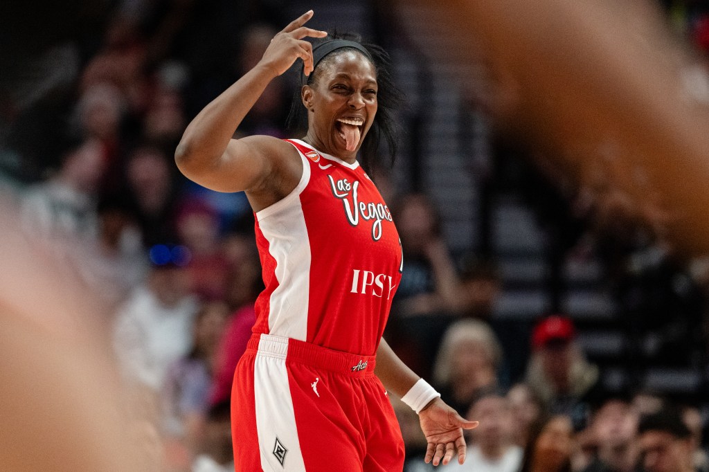 Aces' Chelsea Gray makes WNBA history with red-hot performance