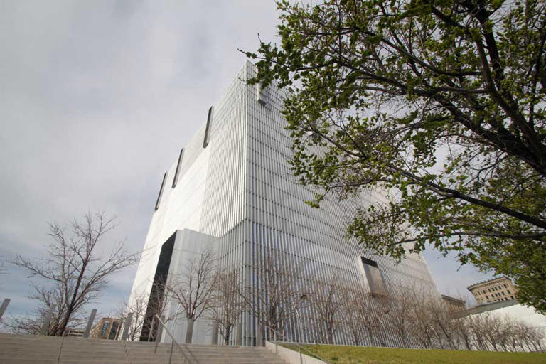 Former Utah court clerks charged after being accused of helping ...