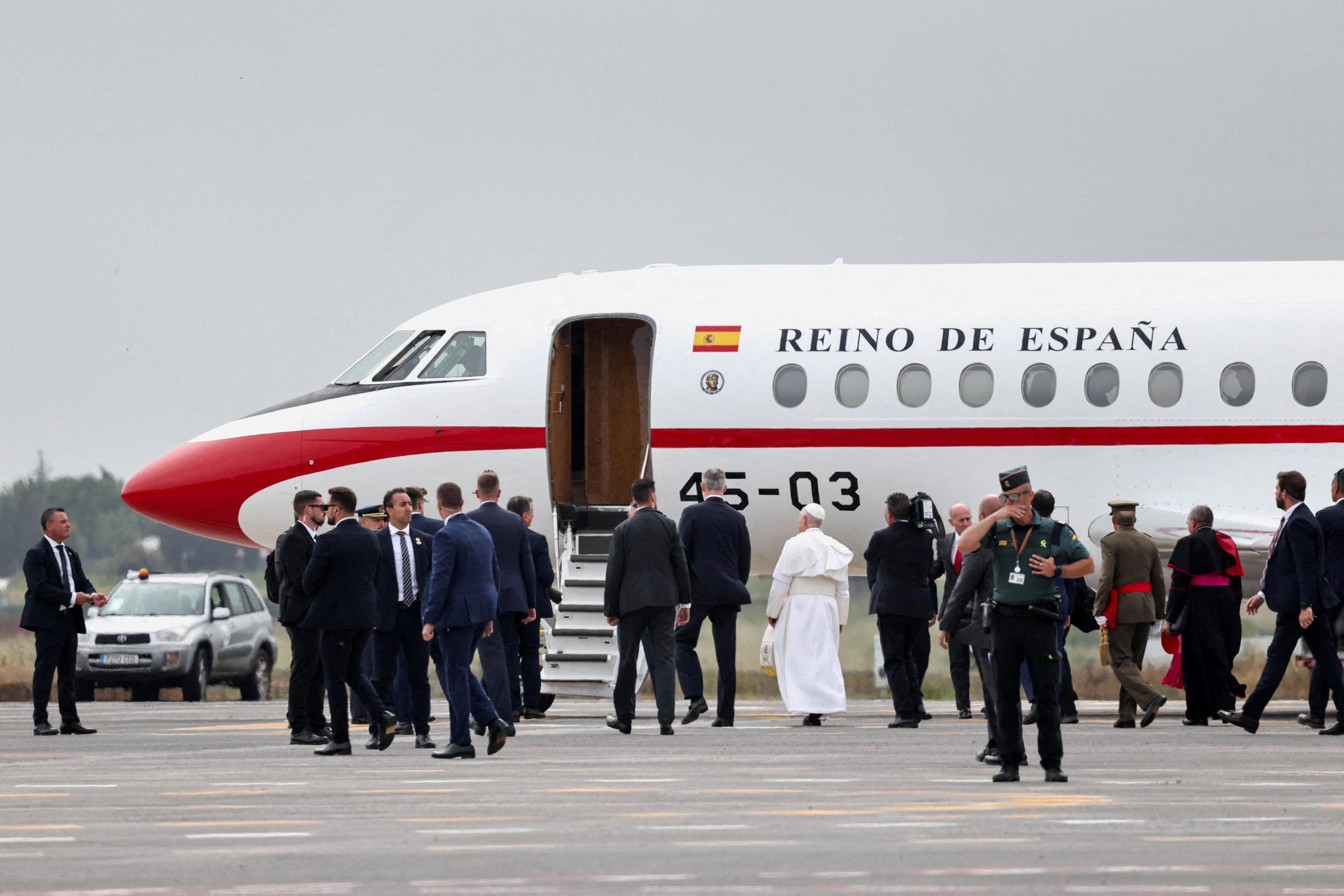 Voyage en Espagne : l’avion du pape Léon XIV tombe en panne, un nouvel ...
