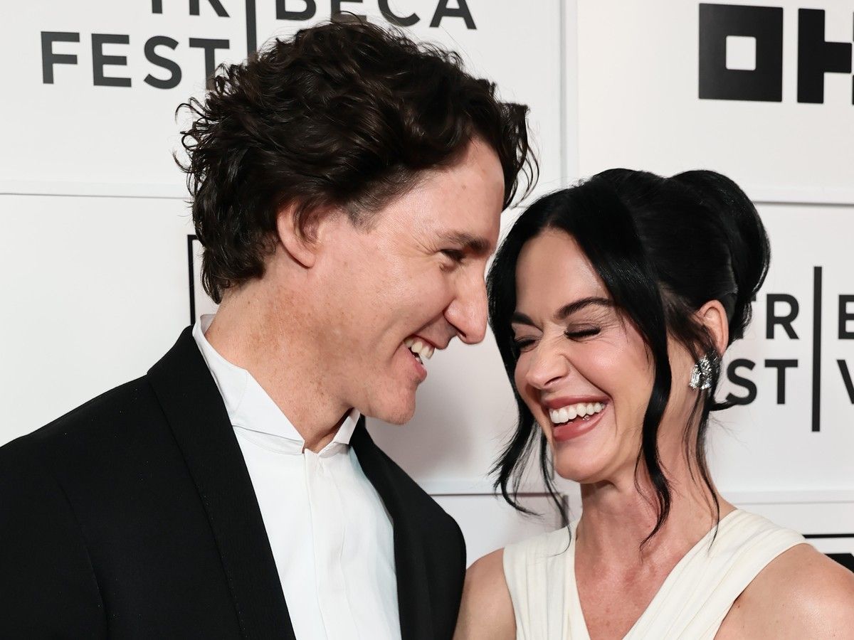 'Supportive boyfriend' Justin Trudeau chooses US over Canada World Cup ...