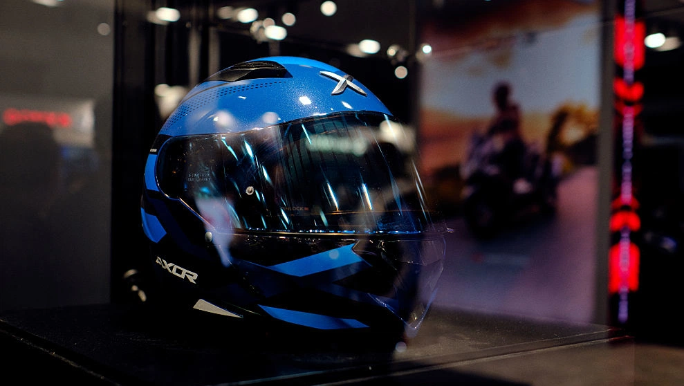 12 common motorcycle myths debunked