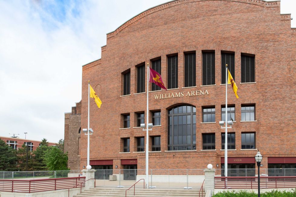 Goodbye Williams Arena, hello the Barn. Gophers and Blue Cross and Blue ...