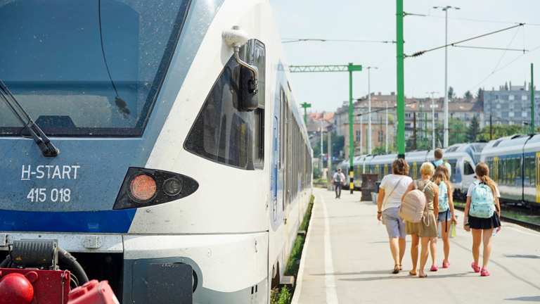 Vitézy Dávid bejelentette, megújul a MÁV+ applikáció