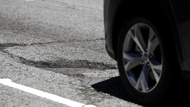 Seattle leaders oppose King County road tax proposal