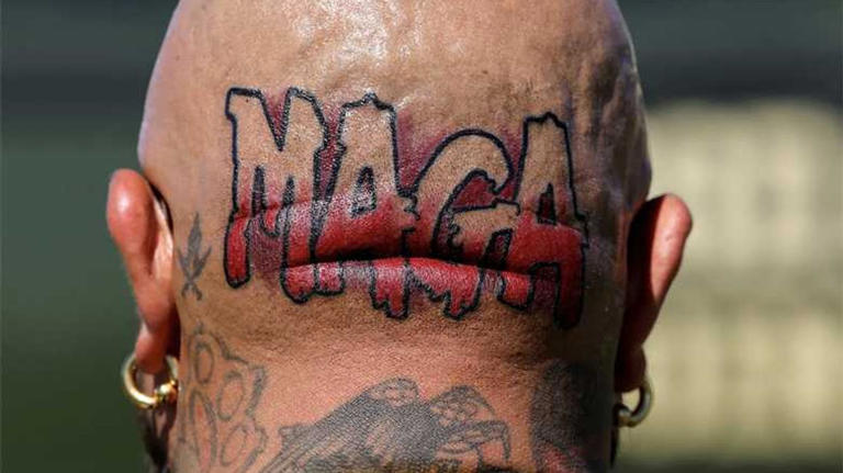 Furious Trump fans freak out over latest Iran backtrack: 'Let them die ...