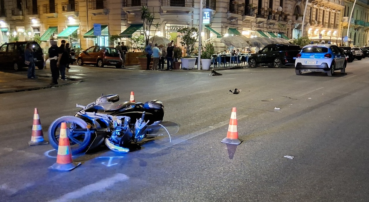 Incidente mortale in via Caracciolo: corre contro mano e uccide un ...