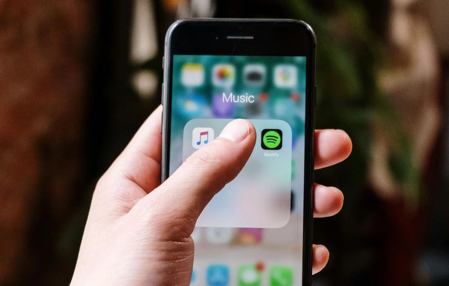 Spotify elimina por fin el odiado icono de la bola de discoteca tras ...
