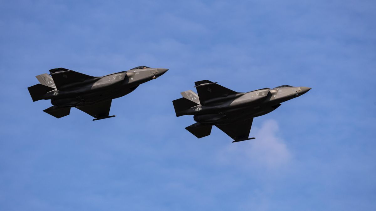 EEUU planea retirar la tercera parte de sus aviones asignados a la OTAN ...