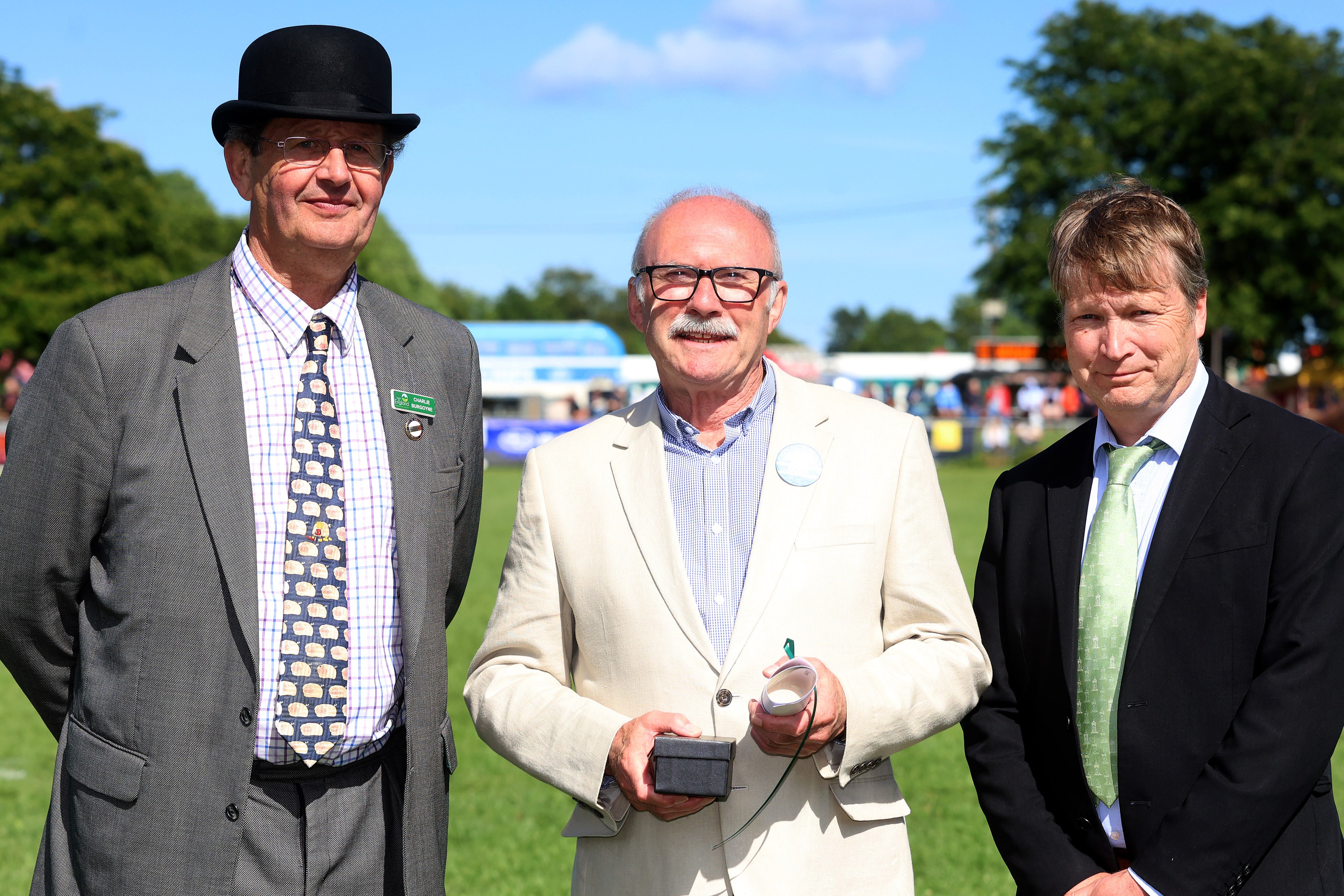 Special award in honour of six decades of dedication to horticulture