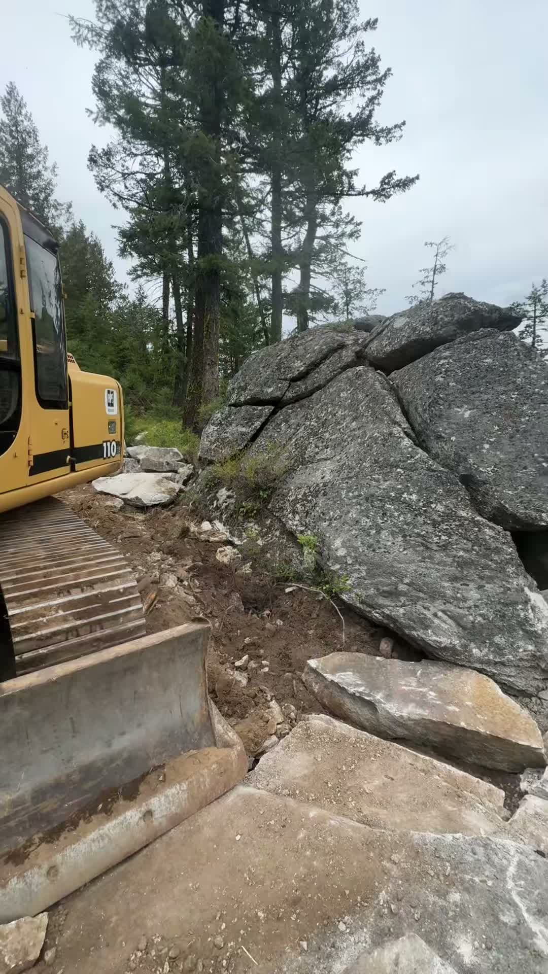 Discover the secrets of our stone cabin!