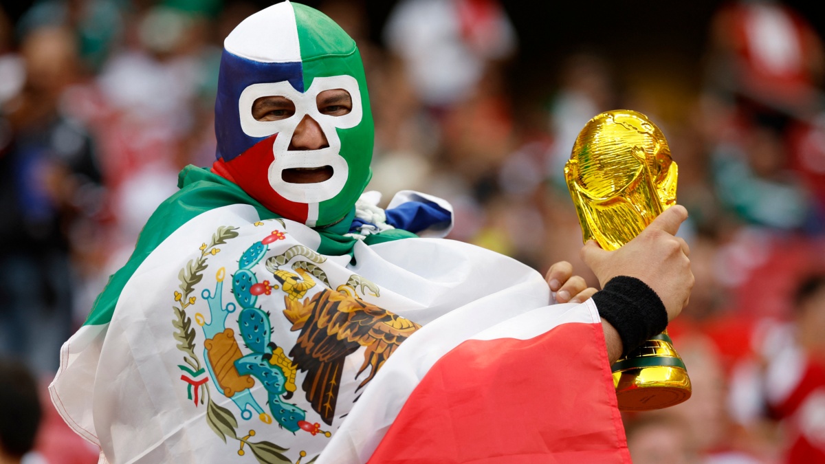 Surreal Mexico: Fans throw punches live on air during 2026 World Cup opener