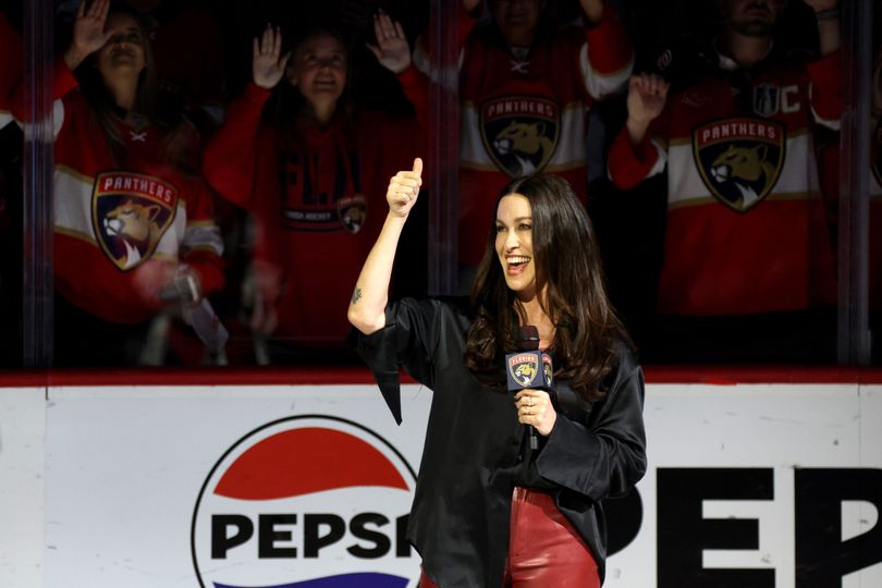 Canadian national anthem singer at FIFA World Cup delivered memorable ...