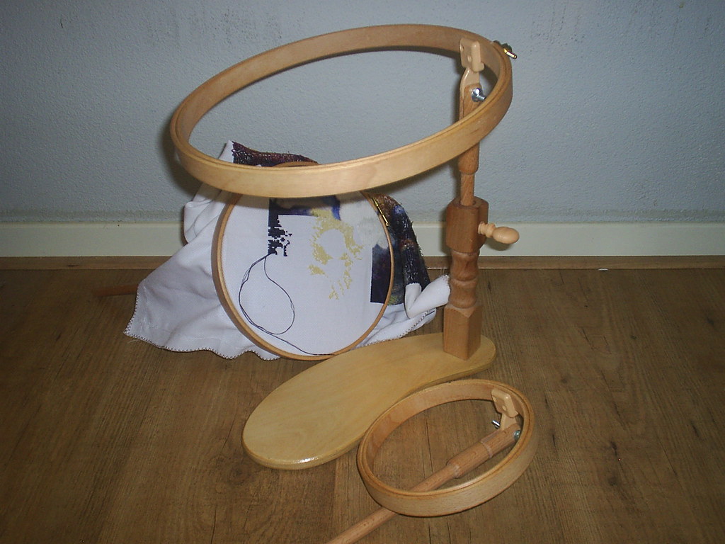 Antique quilting frames and hoops that crafters are willing to pay for