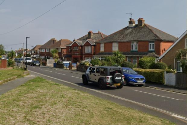Police hunt driver who left scene after caravan crash in Shanklin