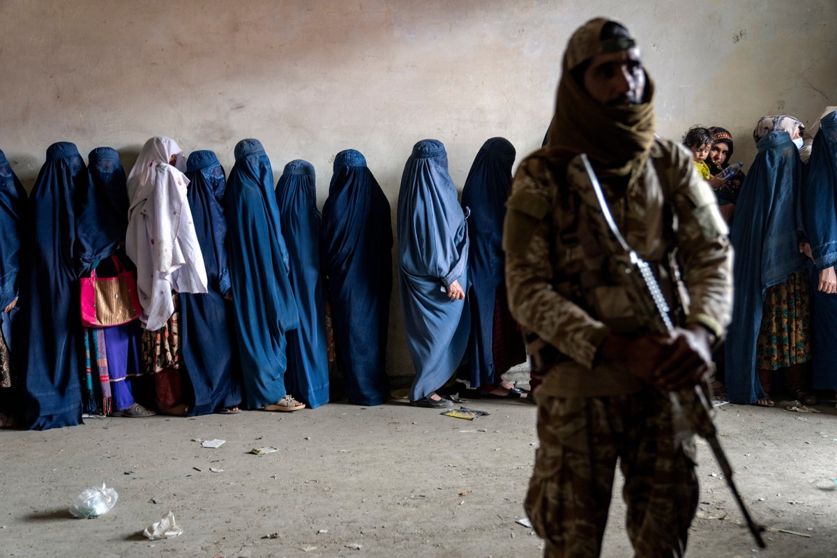 UN calls on Afghanistan's Taliban rulers to reverse crackdown on women