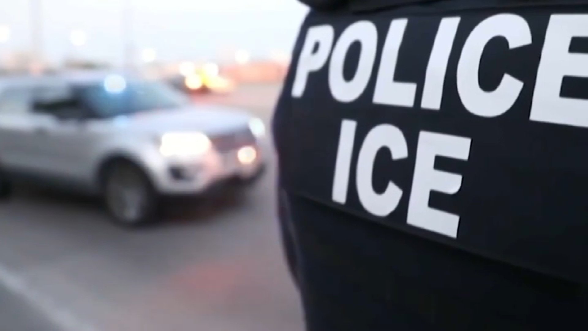 Experts: ICE memos to Texas police aim to evade state transparency laws