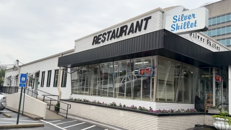The Atlanta diner featured in "Anchorman 2" is still serving up ...