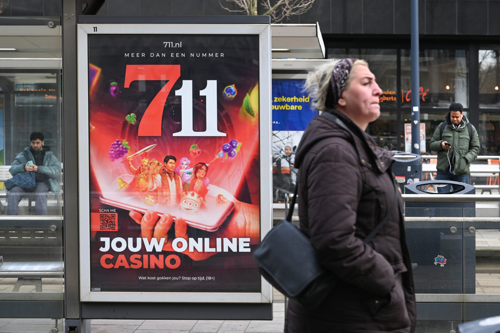 Kabinet komt met verbod op reclame voor online gokken