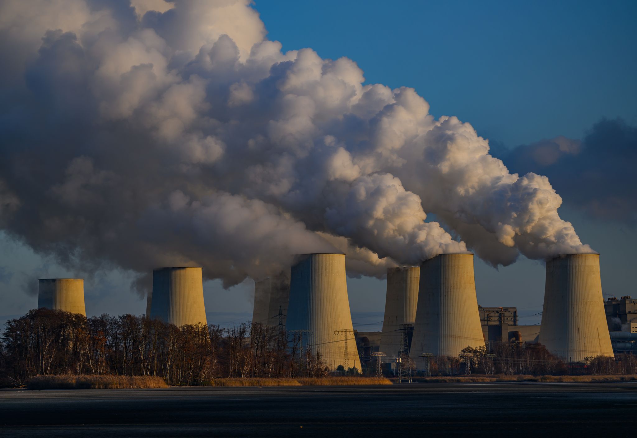 EU states agree to apply CO2 tariff to more products