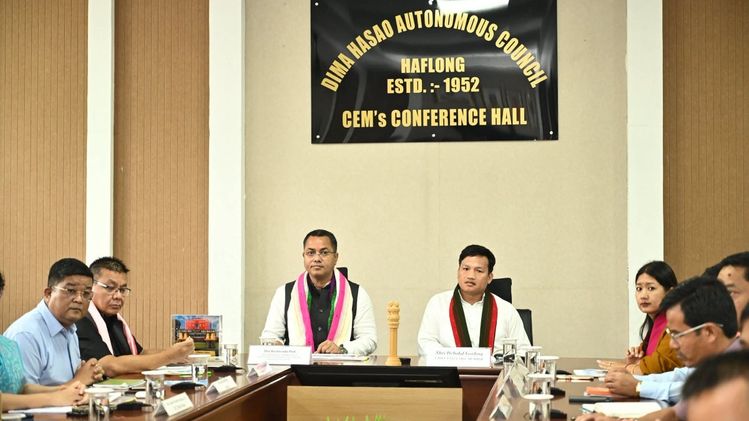Minister reviews disaster preparedness, water supply schemes in Assam's ...