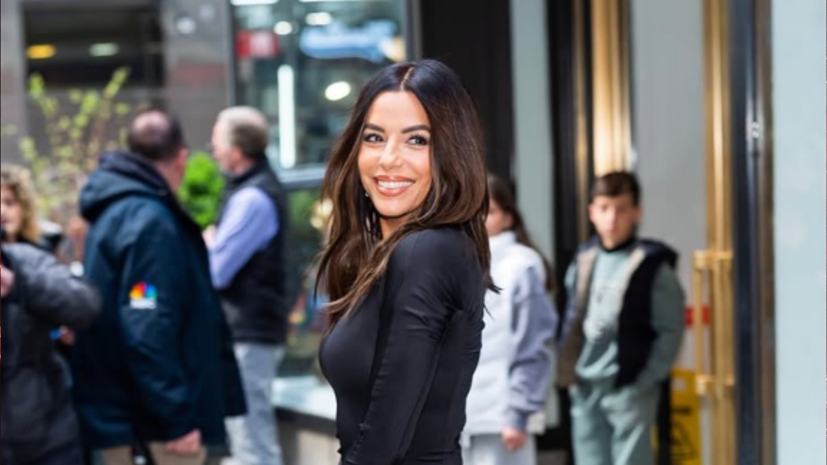 Eva Longoria steals the show in stunning Max Mara look