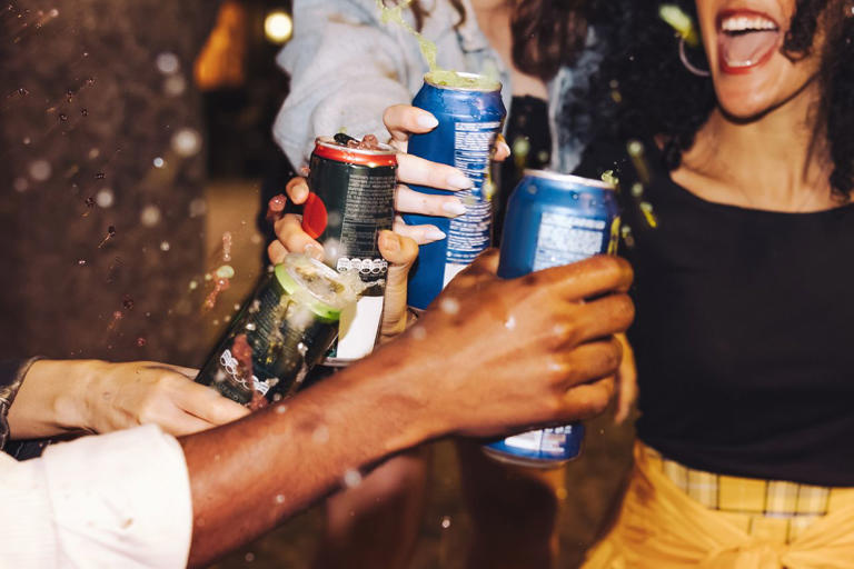 Too much hard seltzer can give you seizures, researchers say