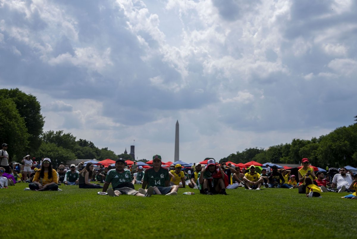 US Park Police launch probe after '8647' appears on Washington Mall