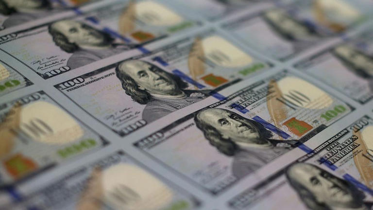 Arkansas state employees to receive pay raises, but only on these ...