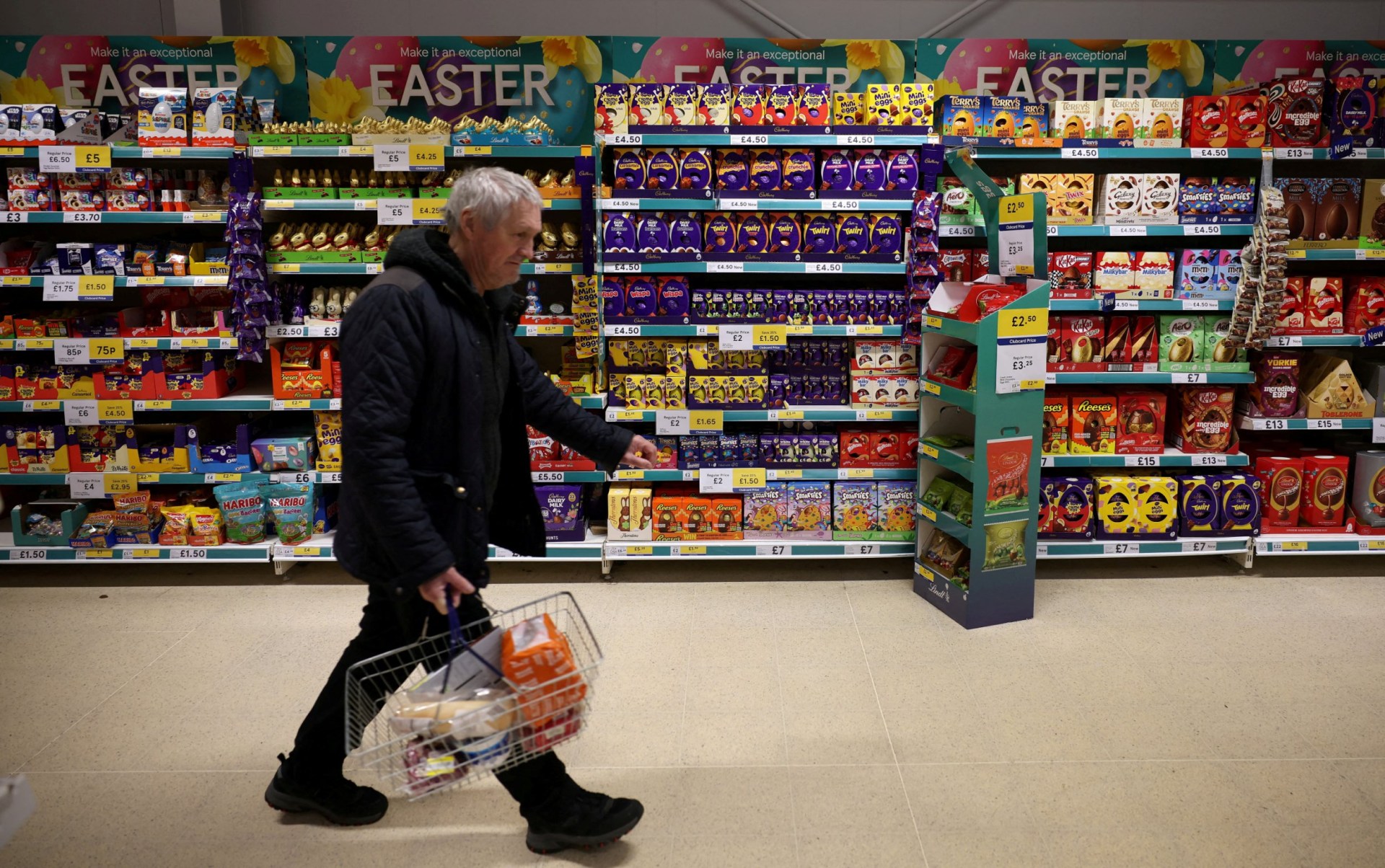Chocolate bar urgently recalled with 'do not eat' warning