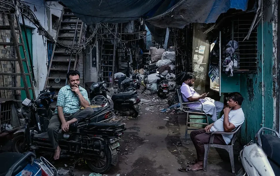BMC starts relocating 900 Shahunagar residents for Dharavi project