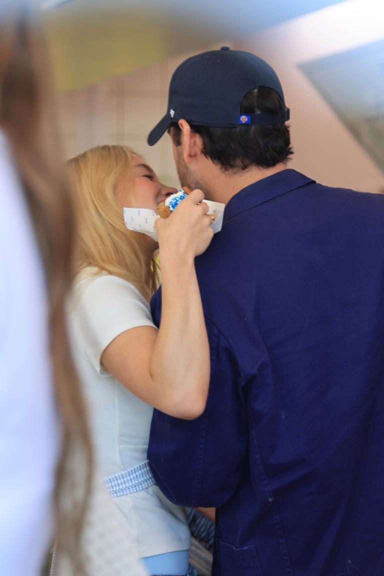 Sydney Sweeney and Scooter Braun make out in frozen yogurt shop in LA ...