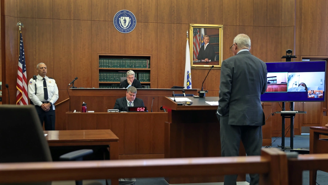 Prosecutors cite 911 call as key in Clancy murder trial