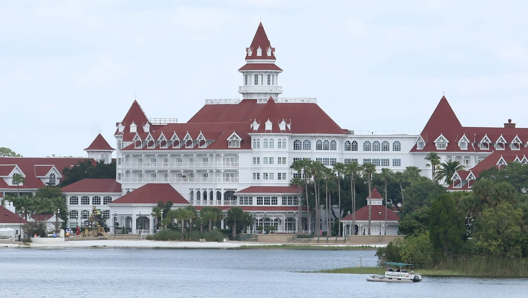 8 Disney World resorts ranked by theme and amenities