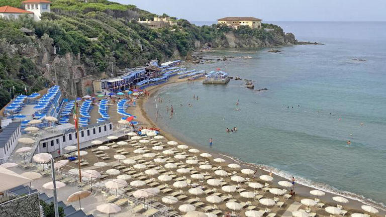 Cecina, tornano i bus gratuiti per il mare: linee e orari delle corse