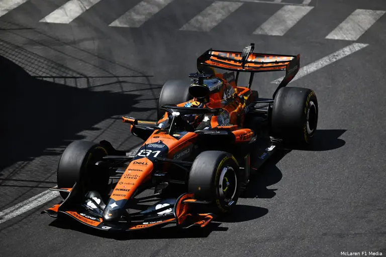 McLaren-coureur niet blij met Pirelli-banden: "Bijna niet in de goede ...