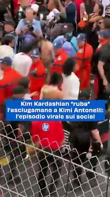 Kim Kardashian ruba l’asciugamano a Kimi Antonelli: l’episodio virale ...