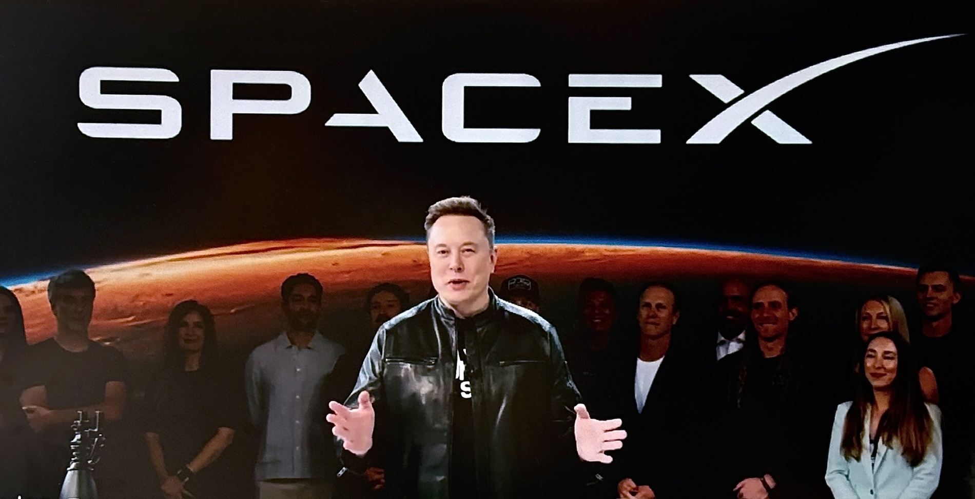 SpaceX debuta en Wall Street con un primer precio de 150 dólares y una ...