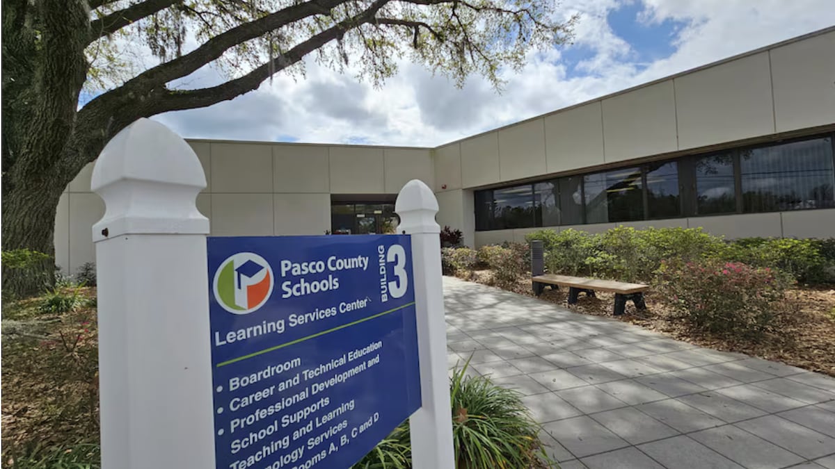 Field crowded for 2 open Pasco school board seats