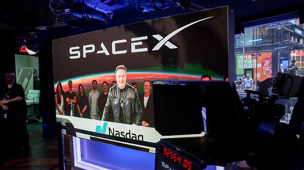 Größter Börsengang aller Zeiten: SpaceX-Aktien starten mit Aufschlag in ...