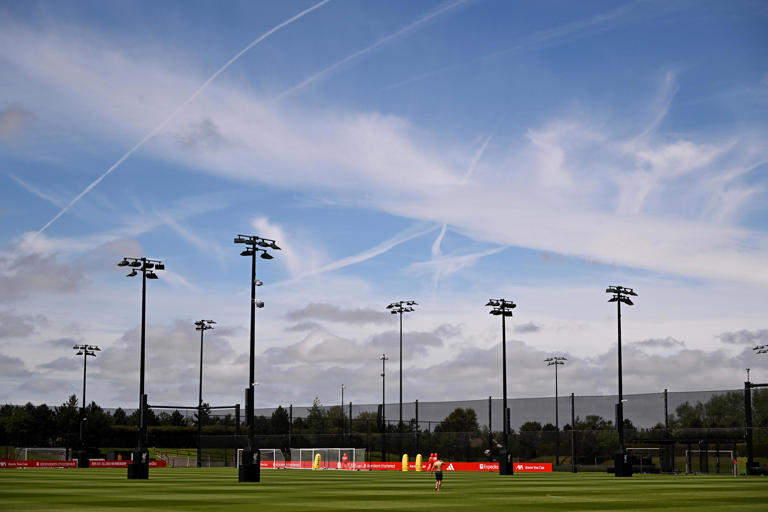Liverpool announce coaching staff departures