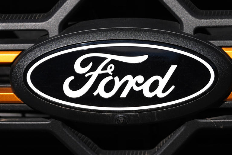 Ford recalls more than 250,000 Focus models because engines can stall ...