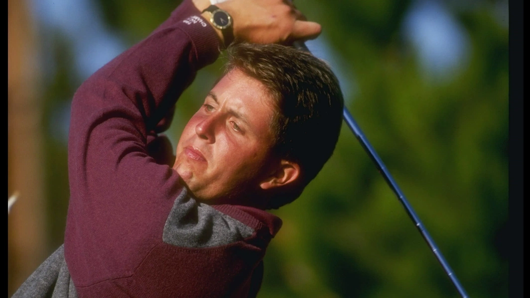 Mickelson loses club membership amid misconduct allegation dispute