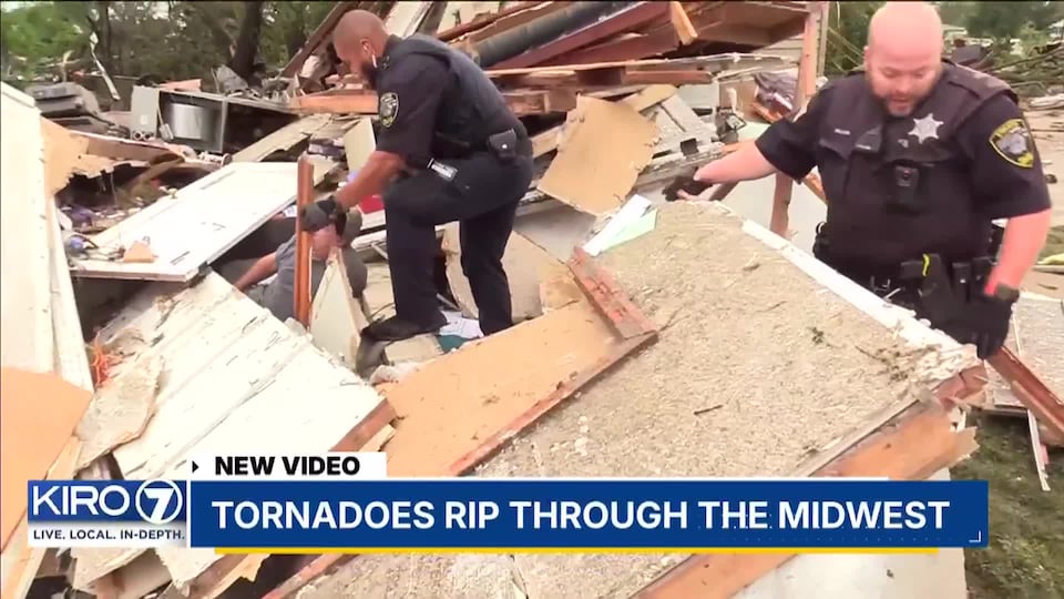 Video: Tornadoes rip through the Midwest