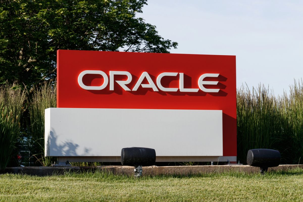 Oracle PeopleSoft zero-day exposes 100+ companies