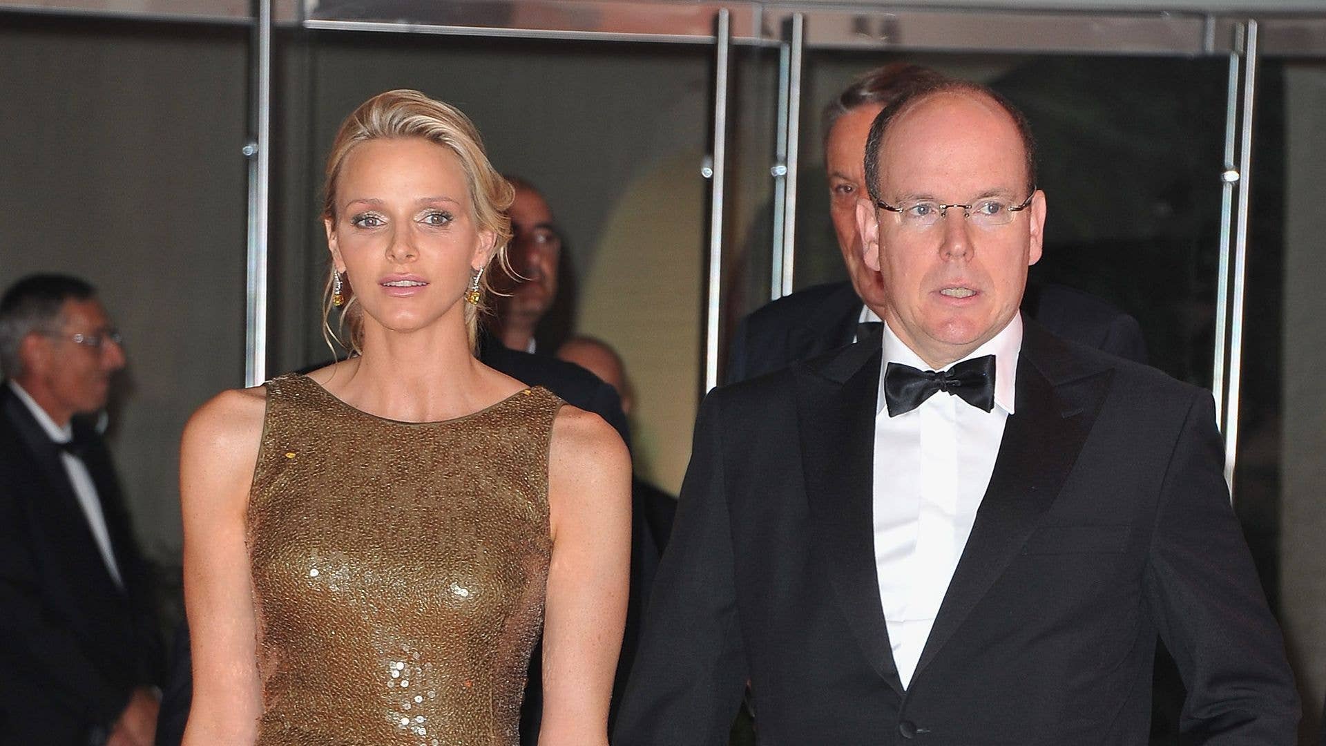 Princess Charlene's private palace swimming pool for 2 kids looks ...